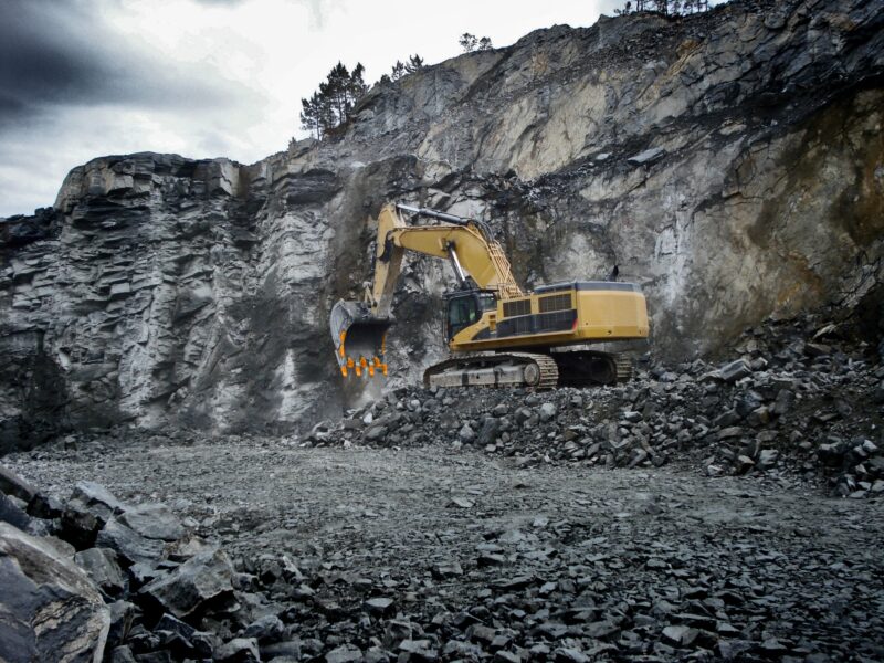 PARTREX & COMBI WEAR PARTS INGÅR SAMARBETE - Maskinkanalen